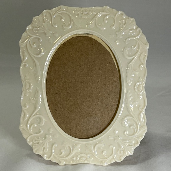 Lenox | Accents | Vintage Lenox Portrait Gallery Porcelain Frame From ...